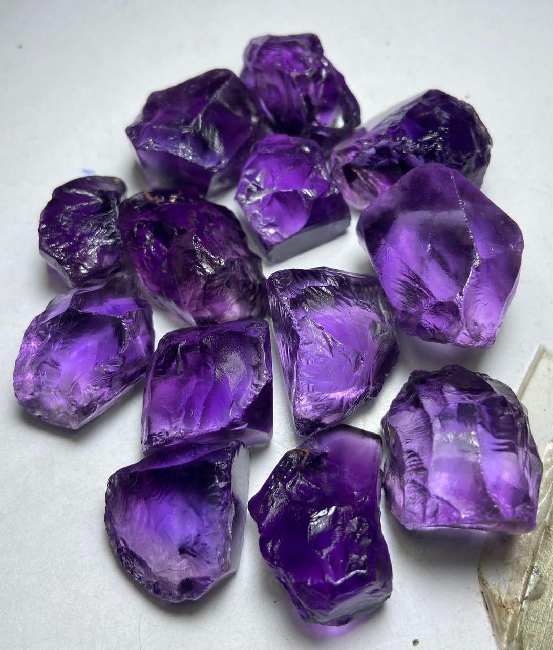 Faceting Rough Gemstones - Premium Uncut Gems for Cutting & Jewellry ...