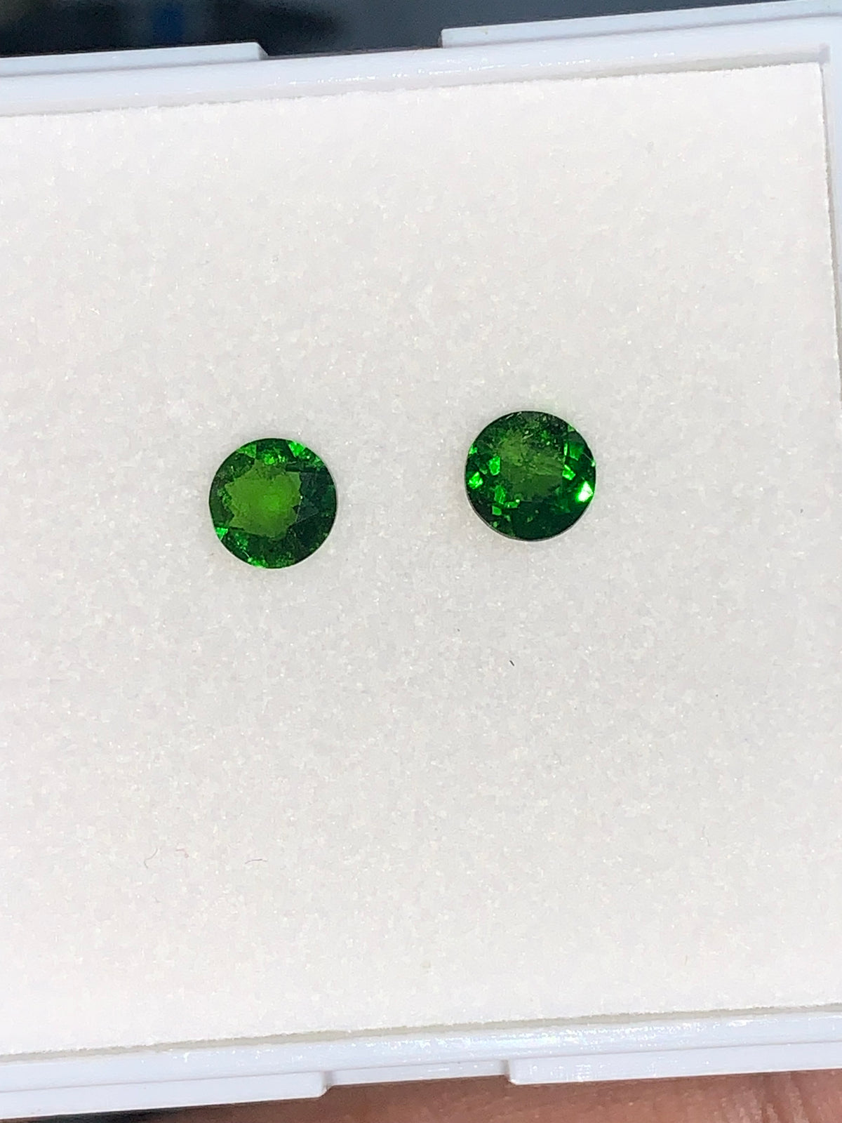 Chrome Diopside Gemstones & Jewellery - Natural Green Stones | Gemstone ...
